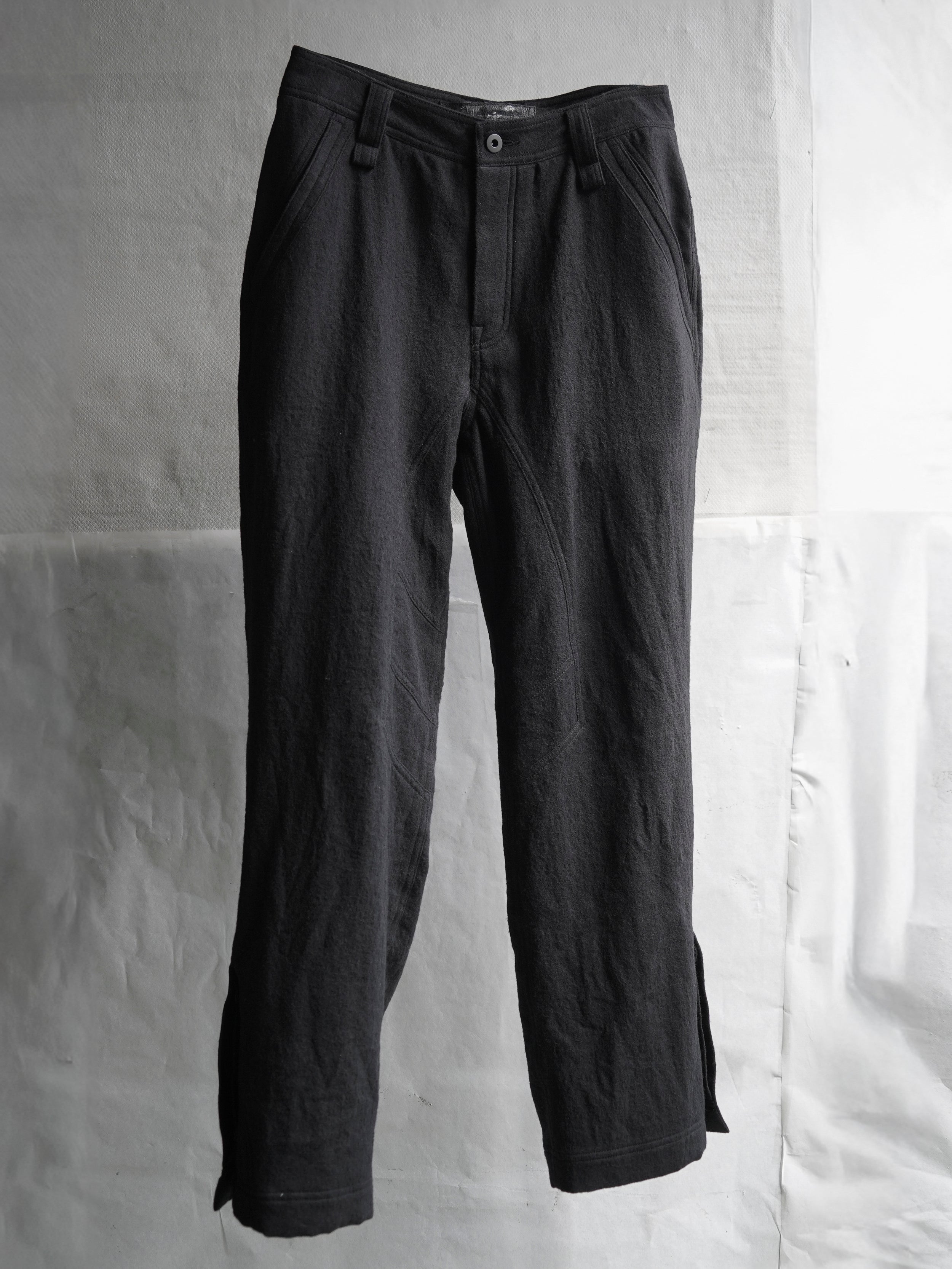split trousers / black (wool) – blackmerle